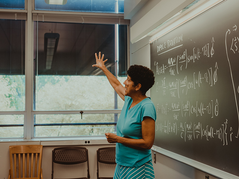 Physics Major - Academics - Reed College